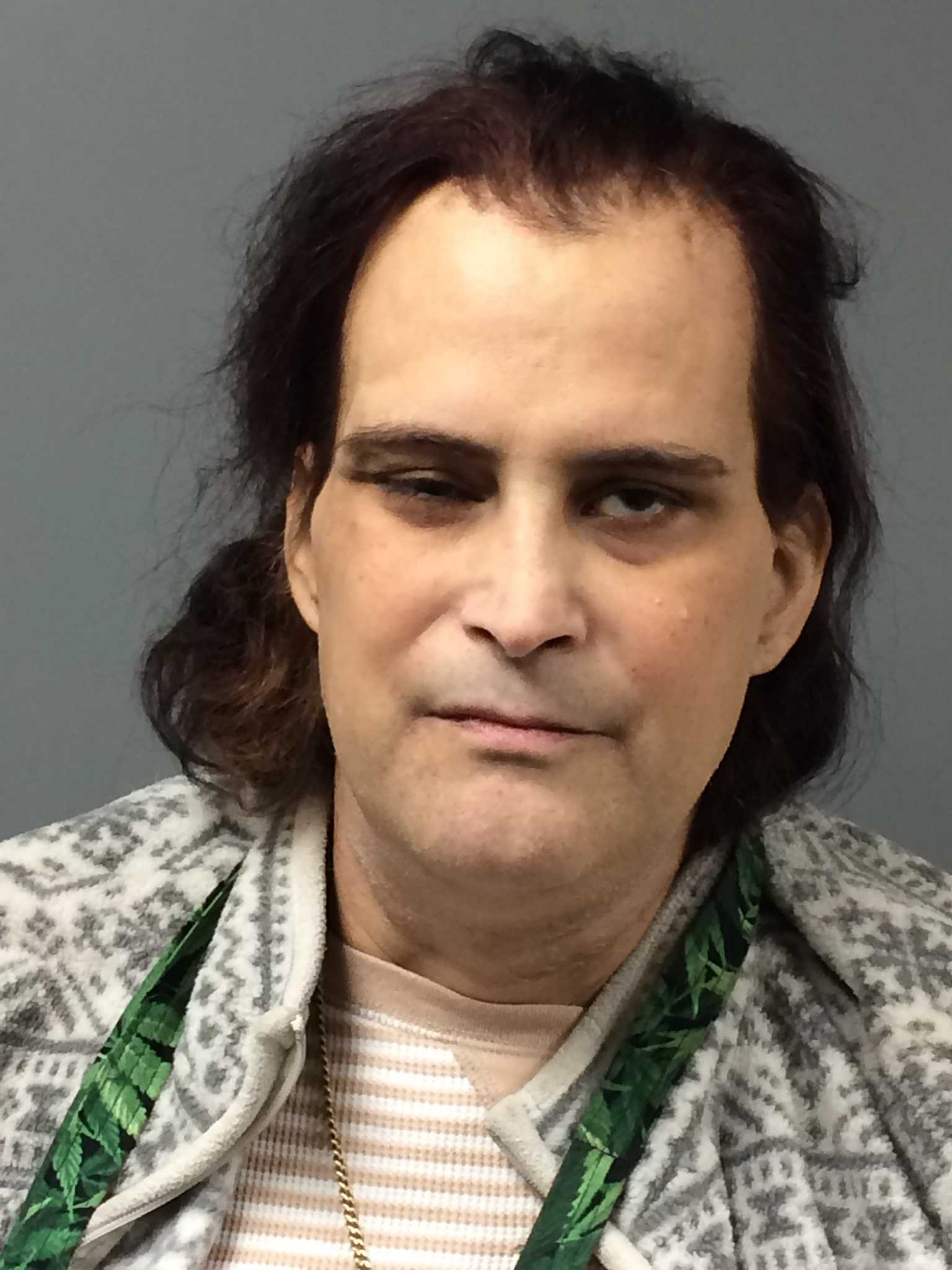 Fake attorney pleads guilty to defrauding 400 New Yorkers
