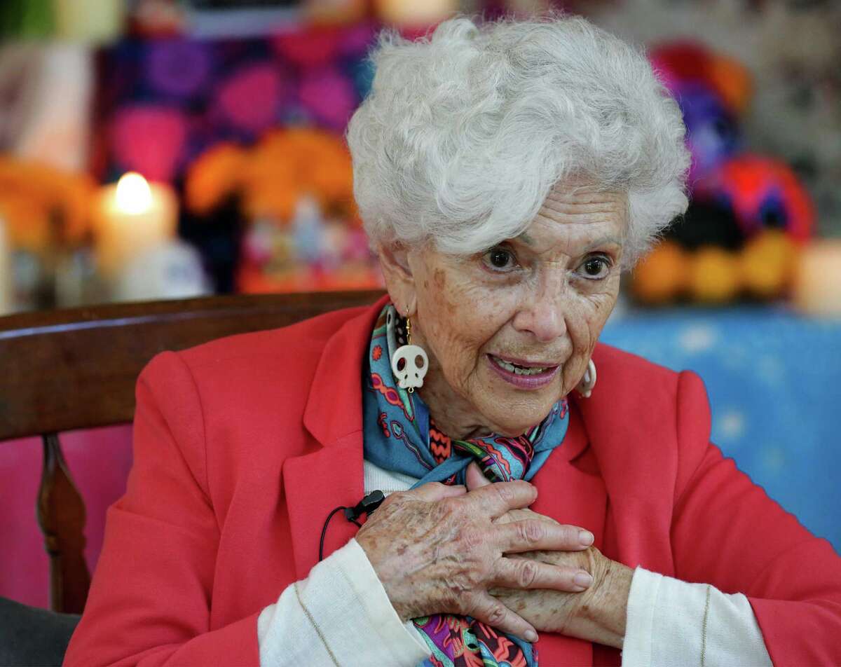 The Pearl’s Day of the Dead features iconic Mexican La Catrina player