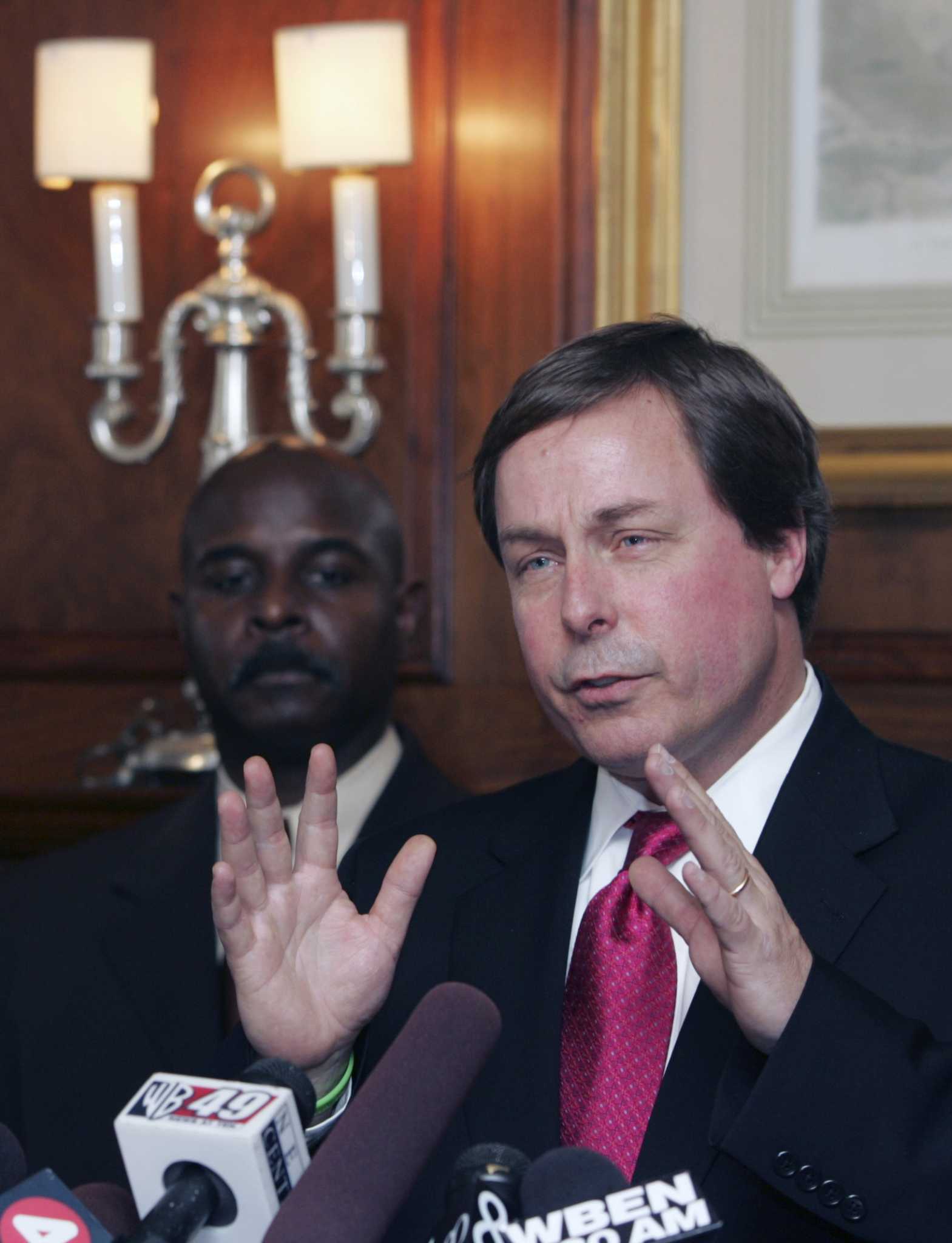 Former state official Sam Hoyt left job amid woman’s complaint