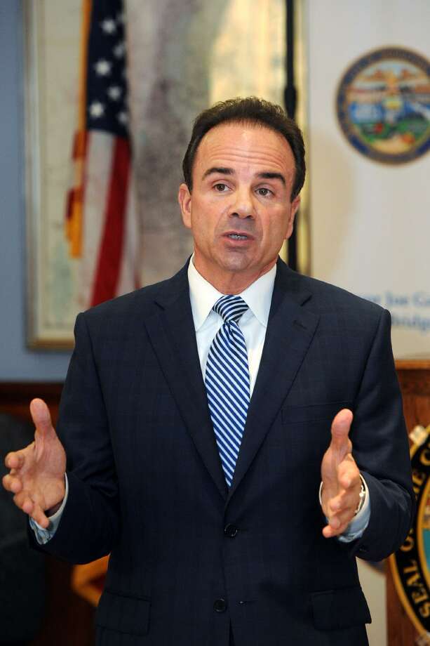 Ganim warns of state budget cuts, library referendum - Connecticut Post