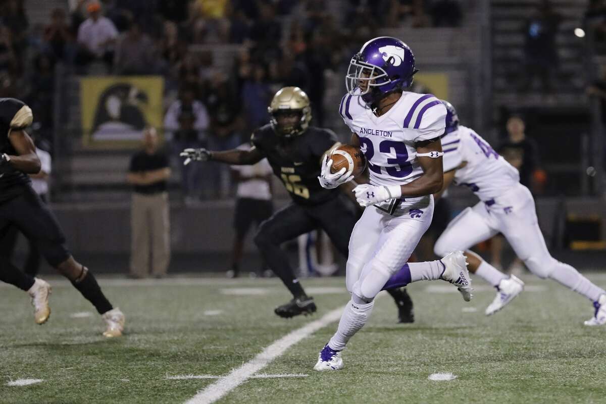 Angleton routs Foster to clinch share of 27-5A district title