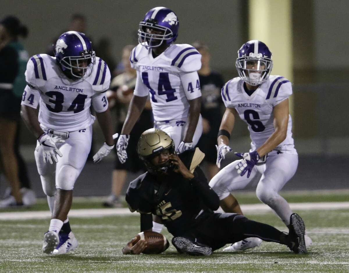 Angleton routs Foster to clinch share of 27-5A district title