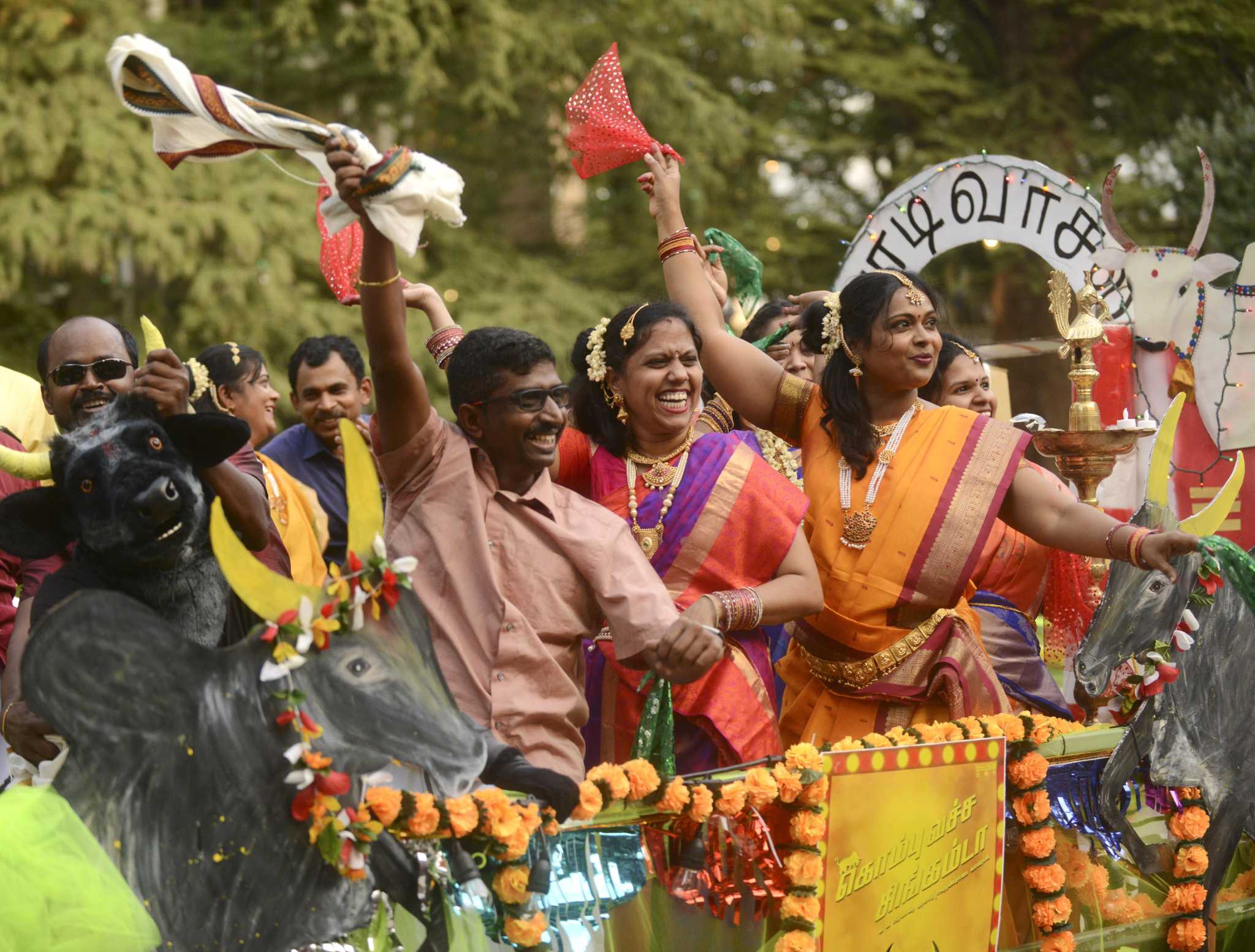 San Antonians and visitors alike delight in the Diwali festival ...