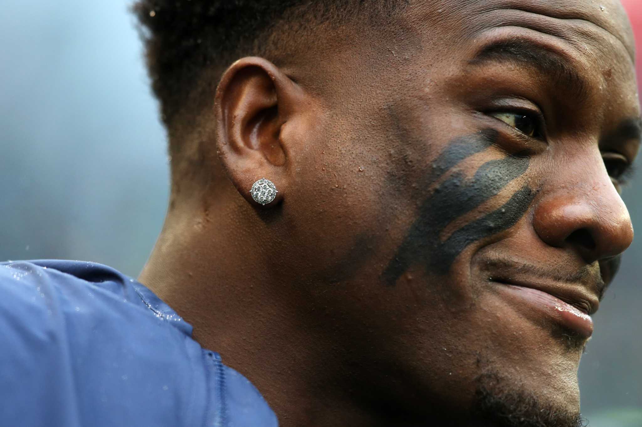 Seahawks' Frank Clark is also known as Black Elvis