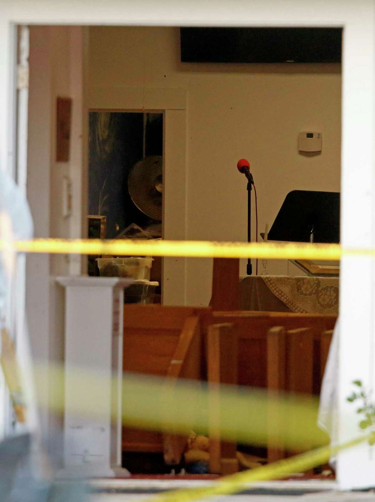 First photos from the scene of the Sutherland Springs First Baptist ...