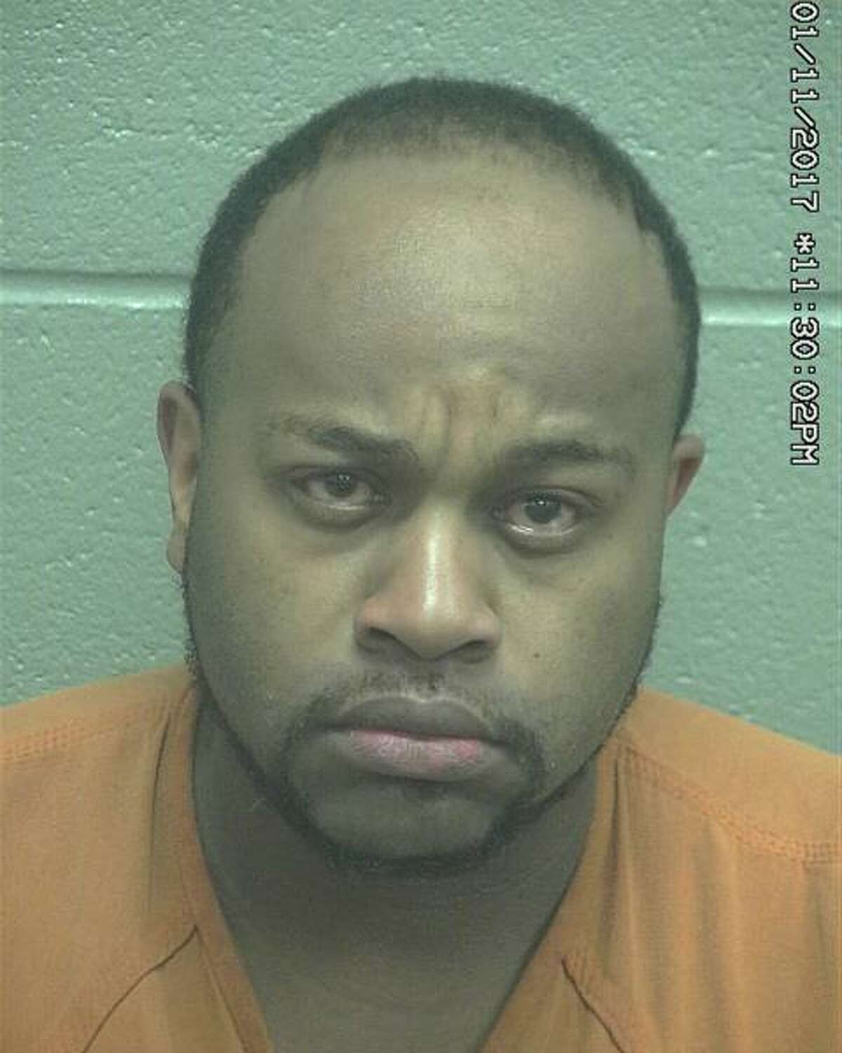 Pair charged with aggravated robbery