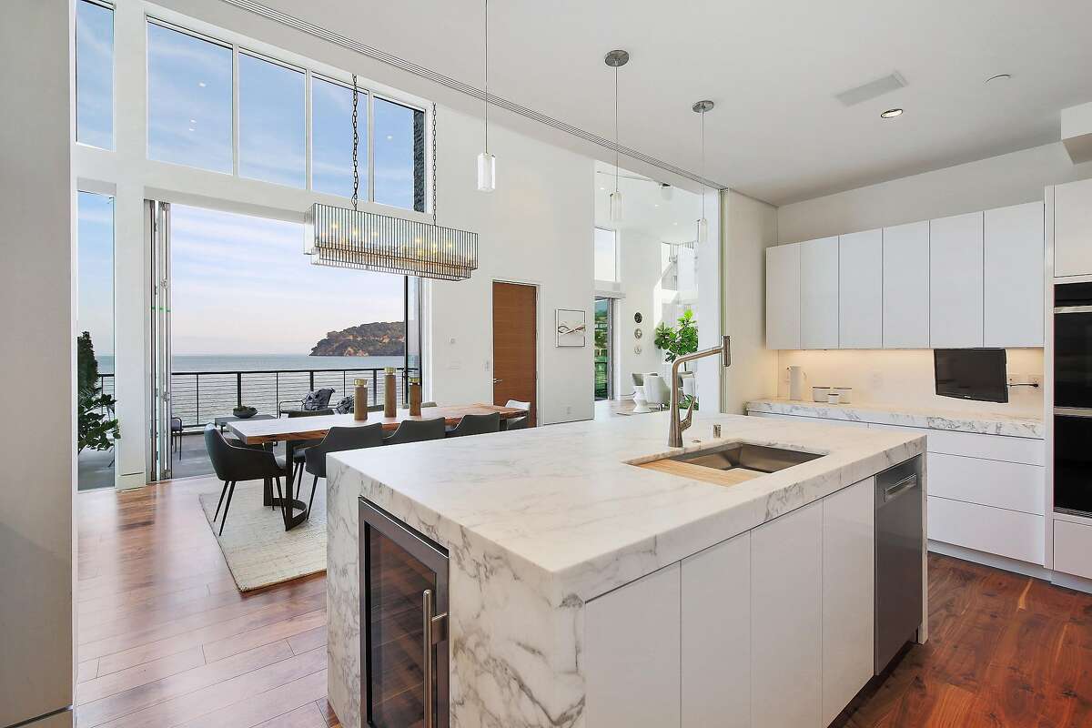 Freshly completed waterfront paradise overlooks Tiburon’s Lyford Cove