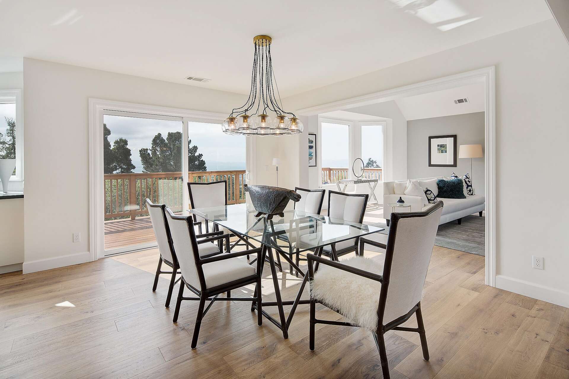Berkeley 4-bedroom boasts enticing outdoor areas, bay views