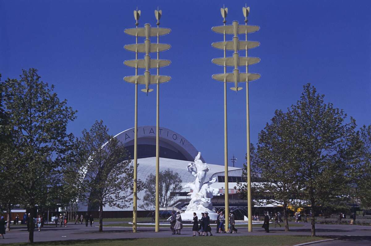 What the future was supposed to look like according to the 1939 New ...