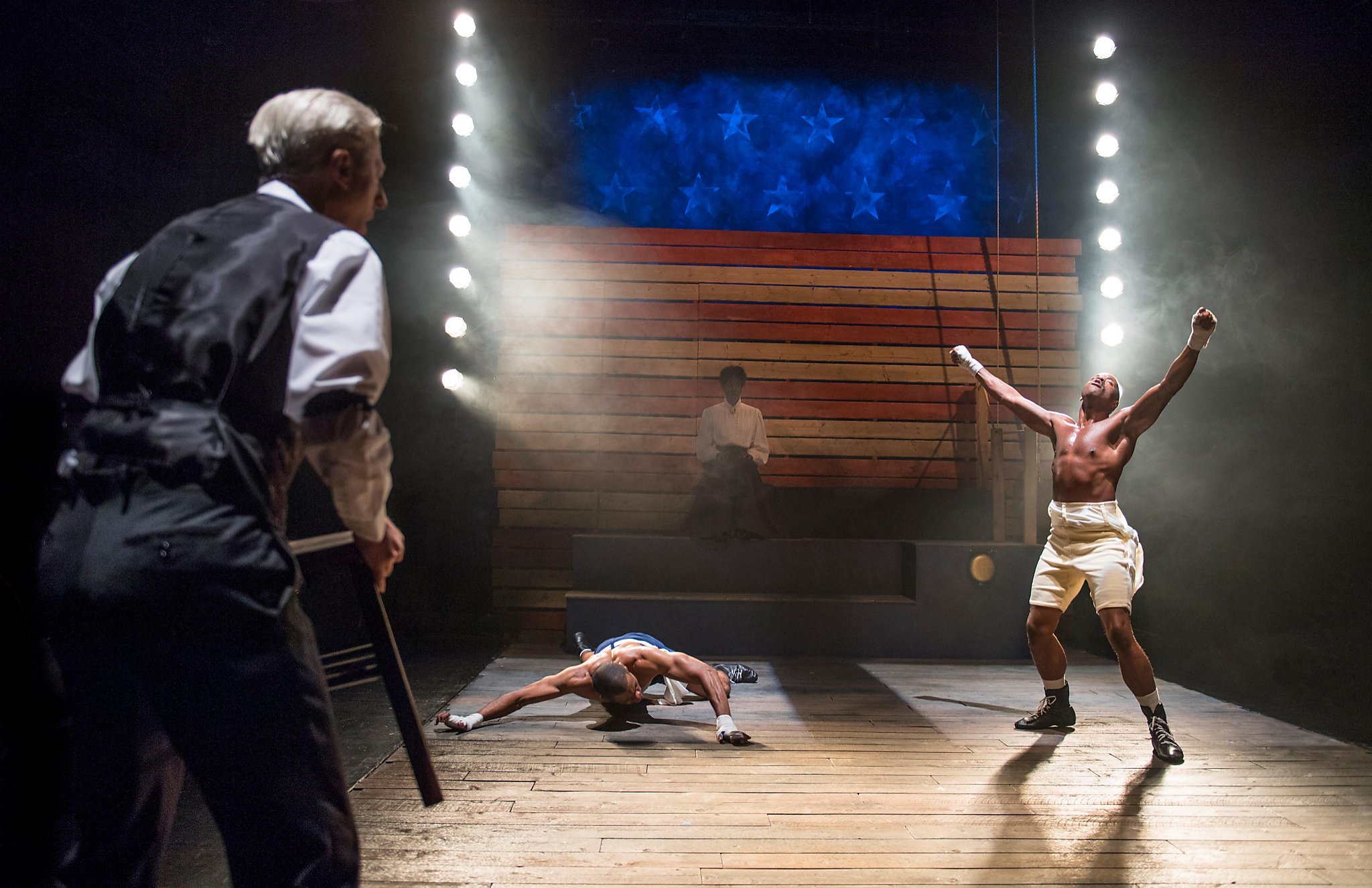 Boxing’s artfulness is theatrically creative at the Aurora