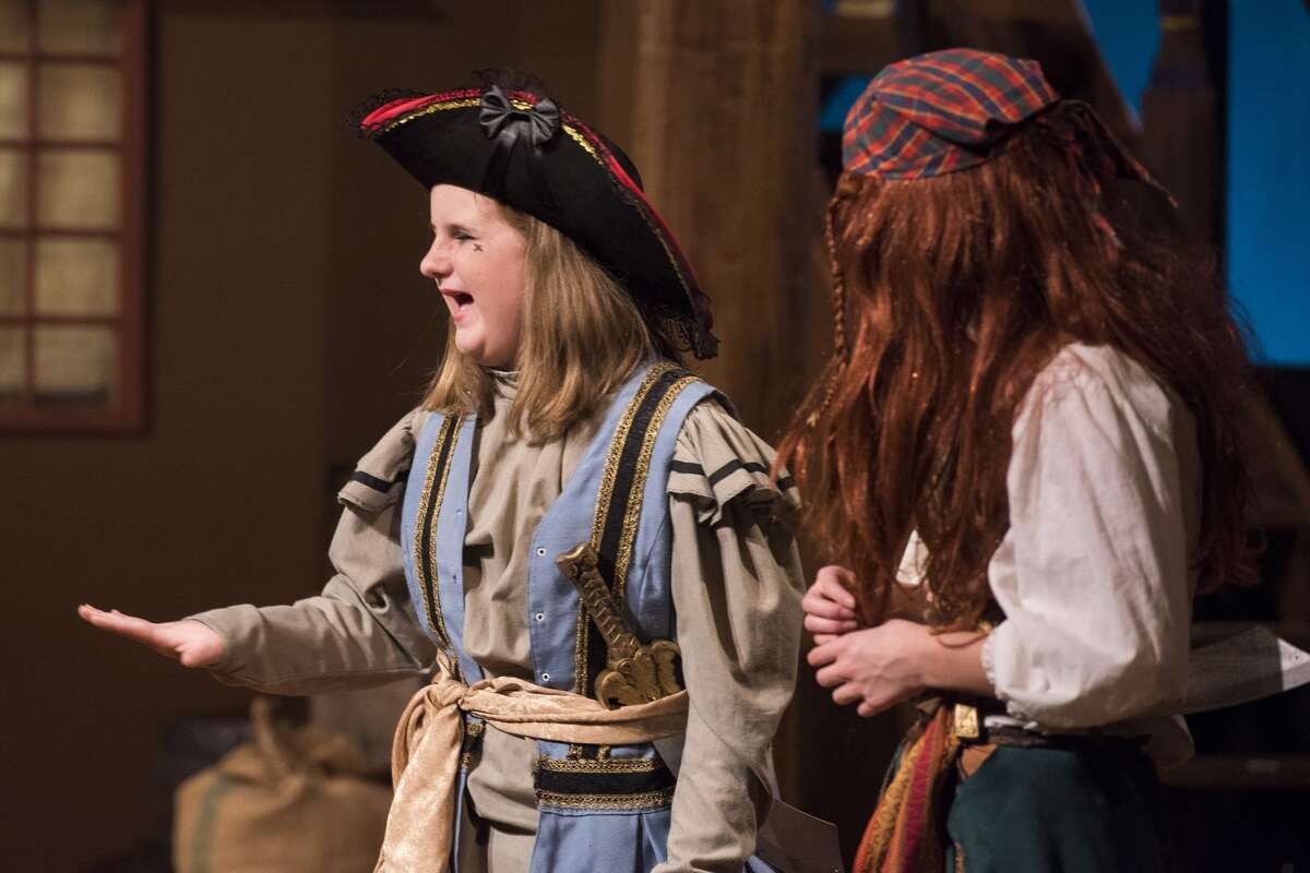 'Lady Pirates' come ashore for Peanut Gallery musical comedy