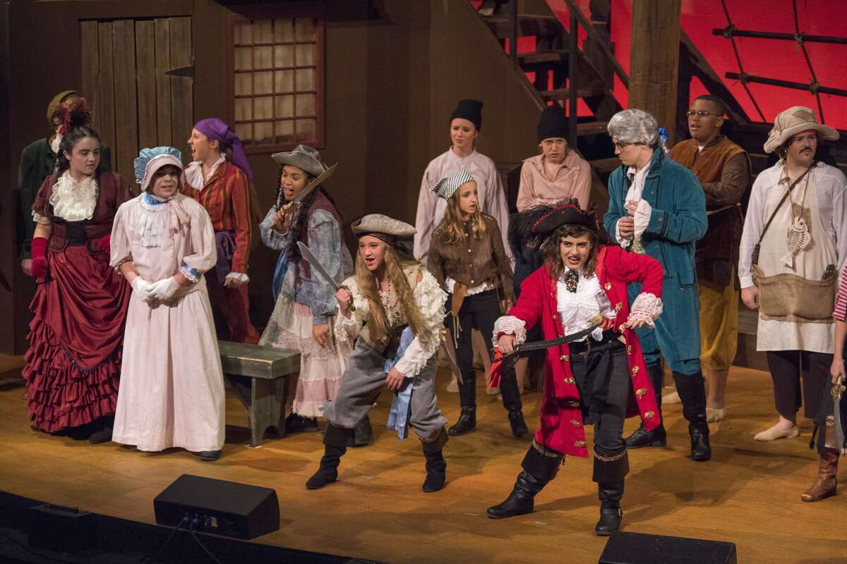 'Lady Pirates' come ashore for Peanut Gallery musical comedy