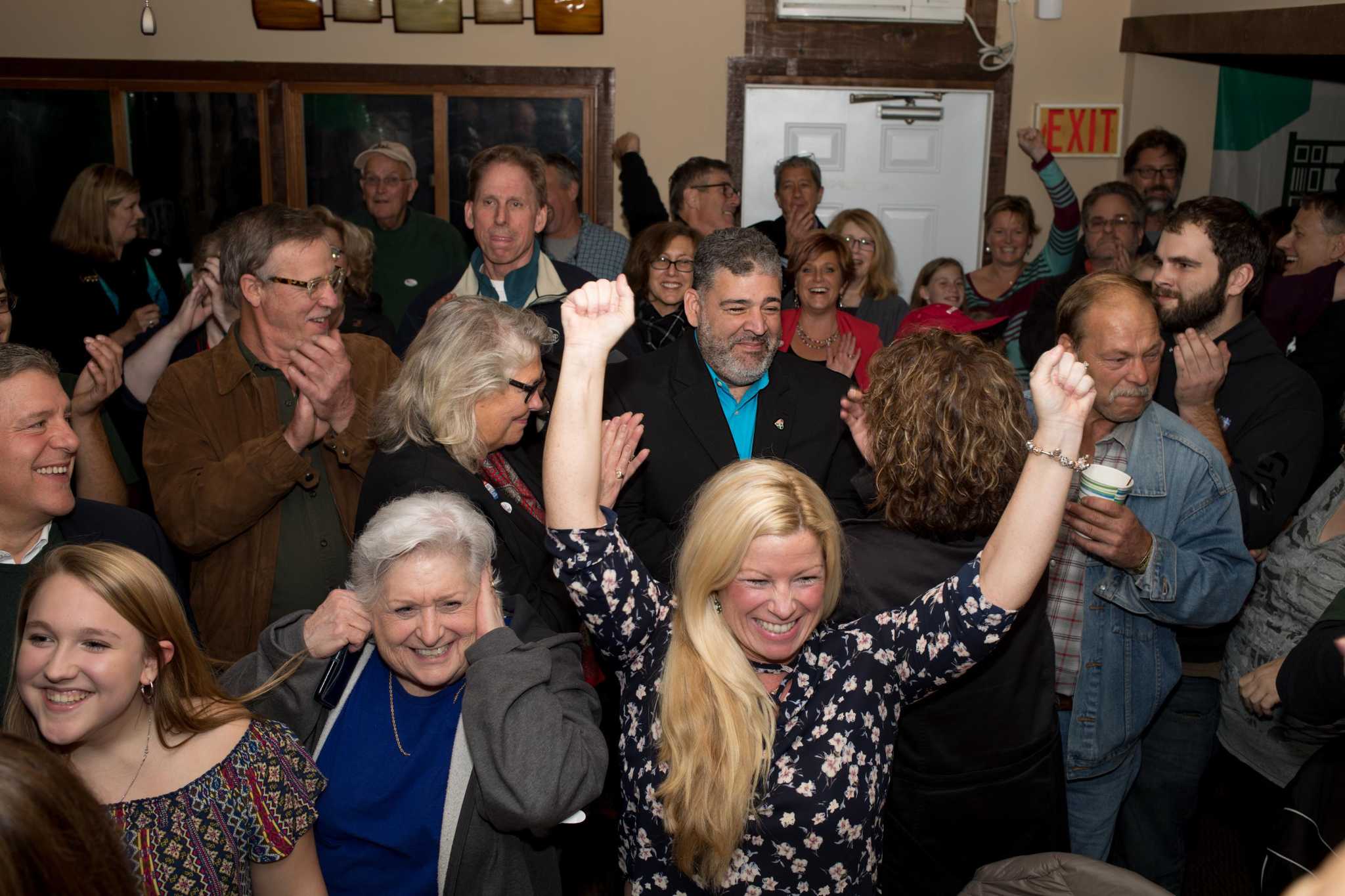 Bass unseats Gronbach in New Milford mayoral race