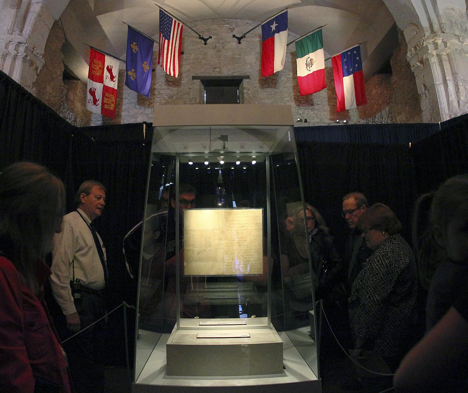 Santa Anna claws at the Alamo