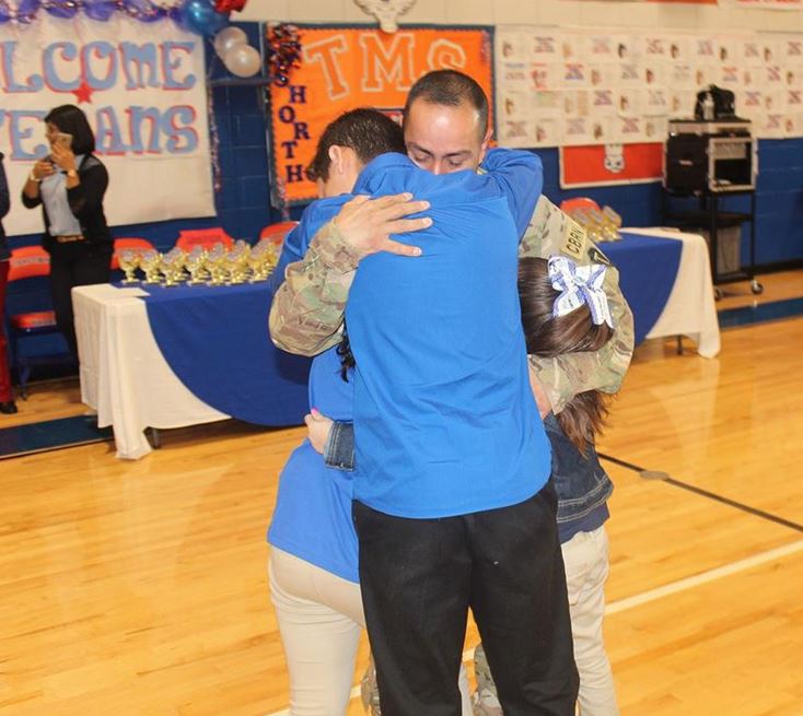 Army dad surprises kids with touching reunion at Trautmann Middle School