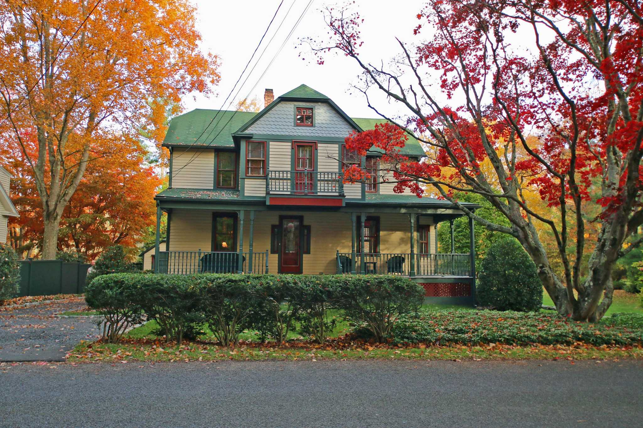 On the Market / A charming Fairfield house built in 1925