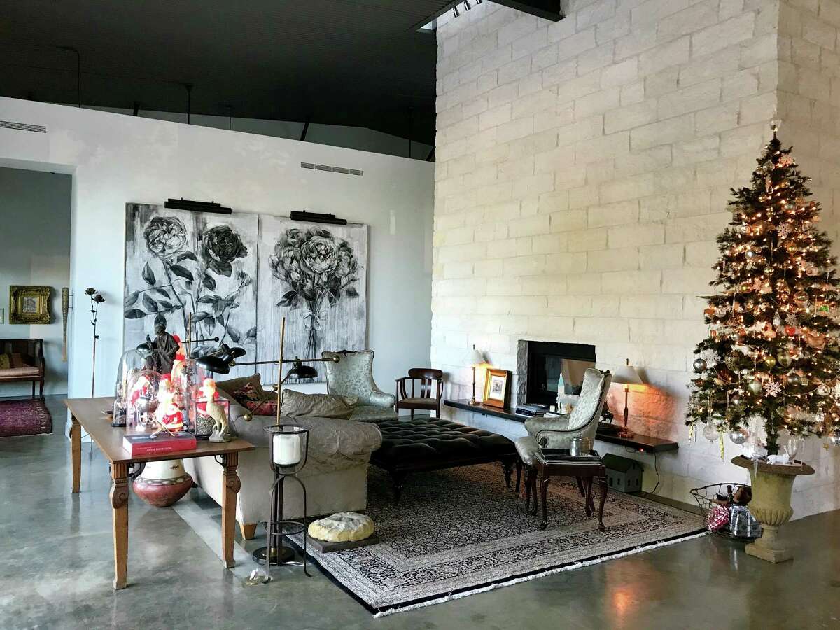 Artist Karin Broker mixes feminism, realism and romanticism in her art ...