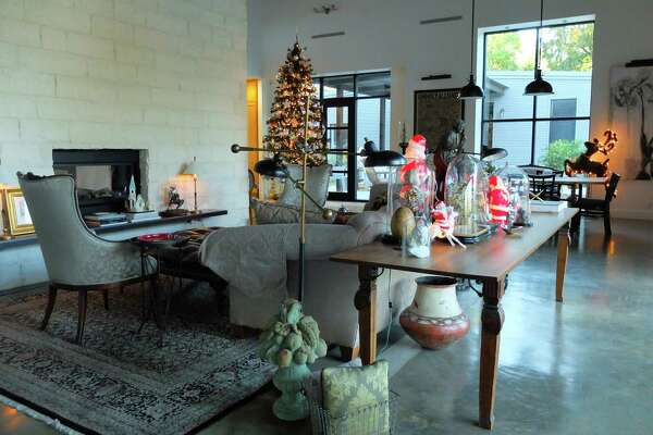 Artist Karin Broker mixes feminism, realism and romanticism in her art ...