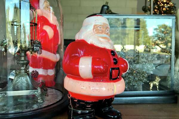 Artist Karin Broker mixes feminism, realism and romanticism in her art ...