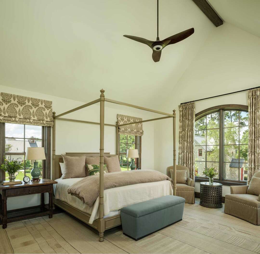 At this Waller home, the golf course is the crown jewel