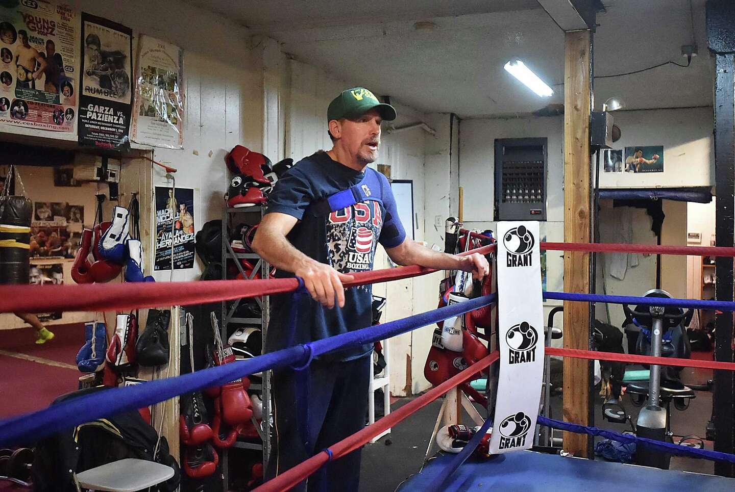 Brian Clark, New Haven boxing ring owner, dies at 67