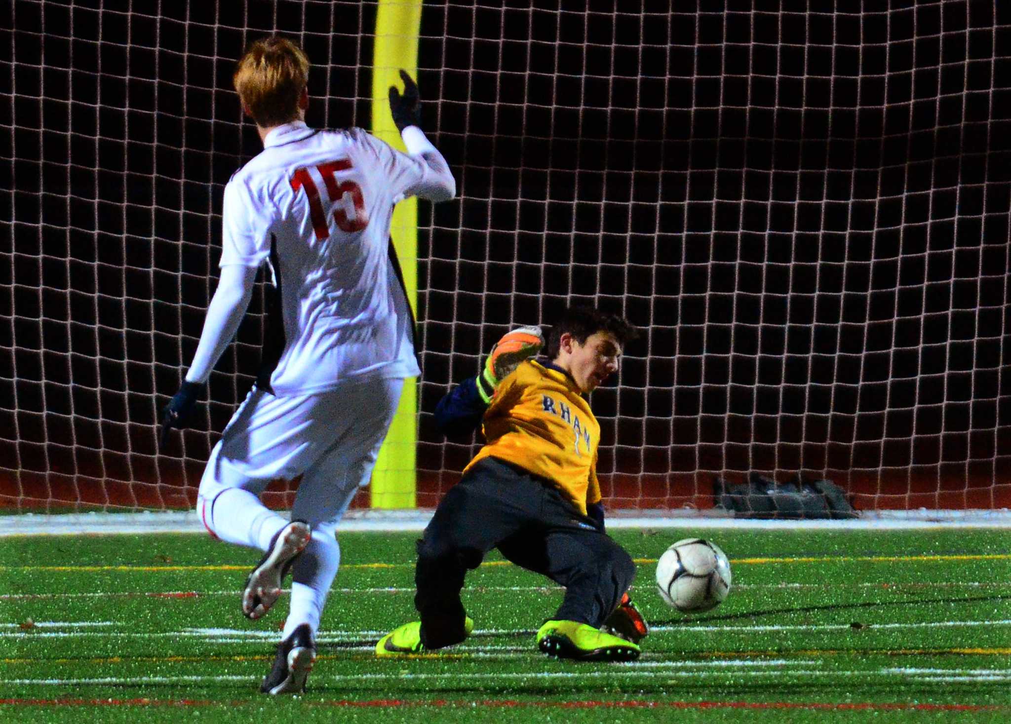 Masuk tops RHAM in boys soccer quarterfinals