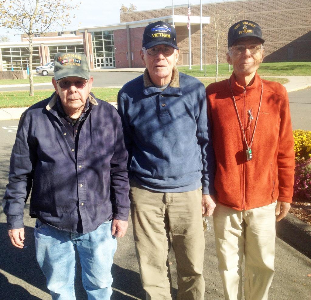 Veterans share stories of military service with Portland High School ...
