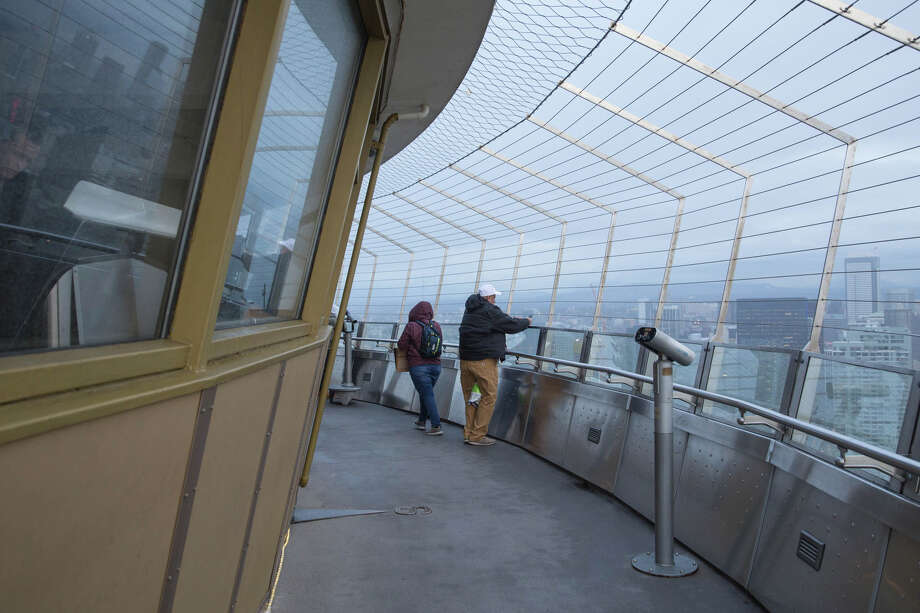 See Space Needle remodel up close and personal - seattlepi.com