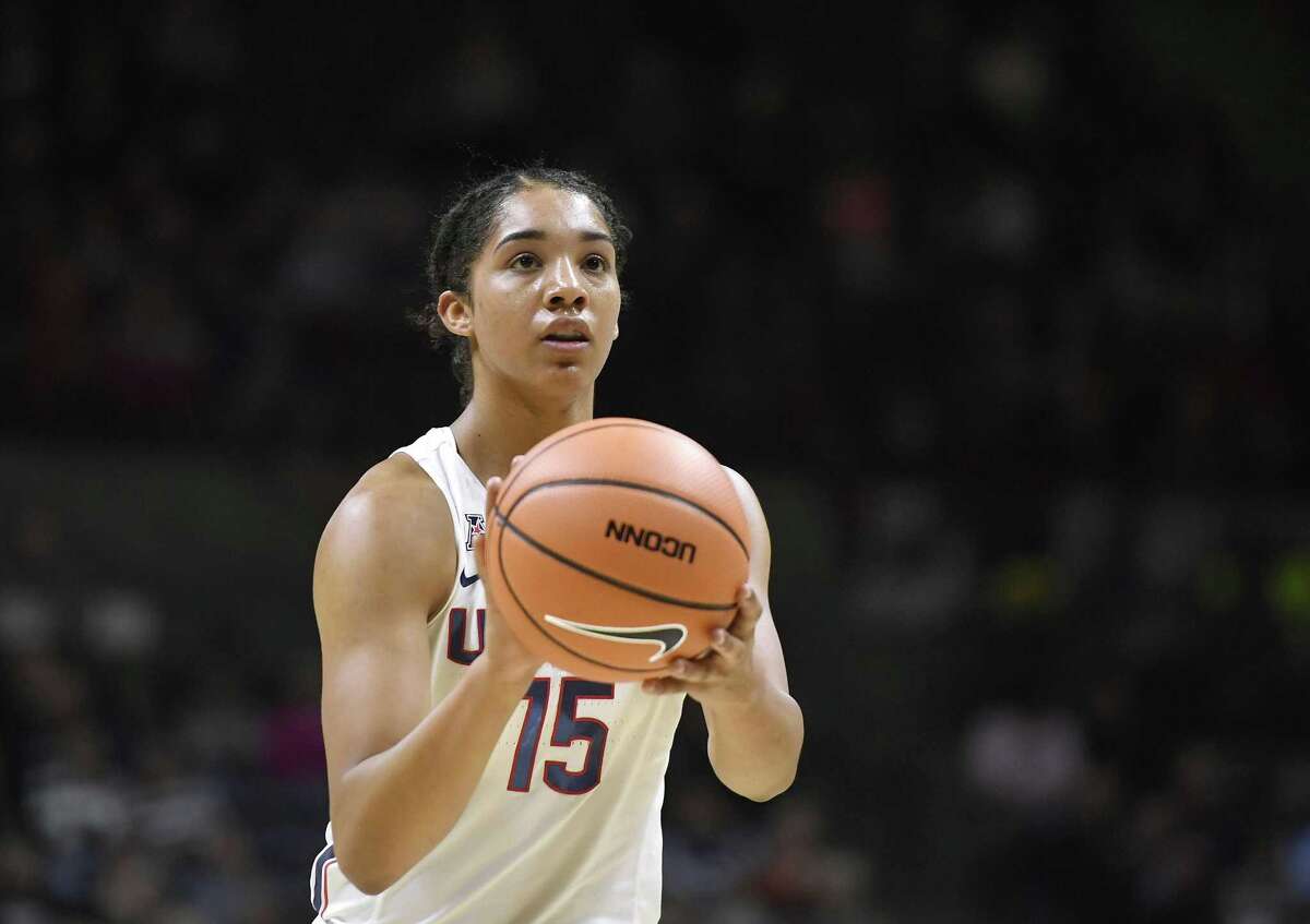 UConn's Gabby Williams made presence felt against Stanford this time