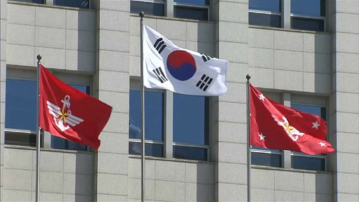 Portraits of Pyongyang citizens reflect life in North Korea