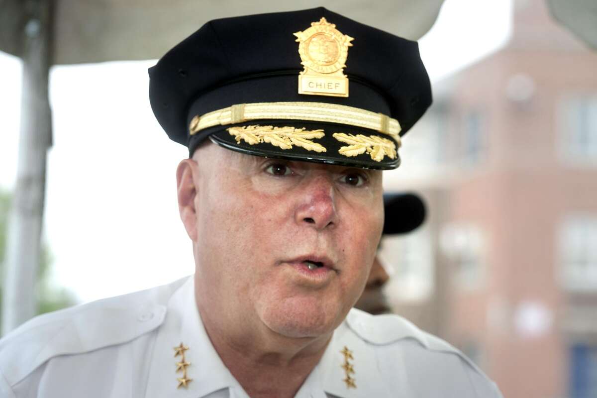 Cop claims discrimination in suit against Bridgeport