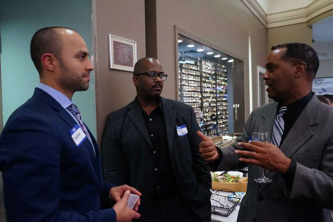 Capital Region minority entrepreneurs network, collaborate