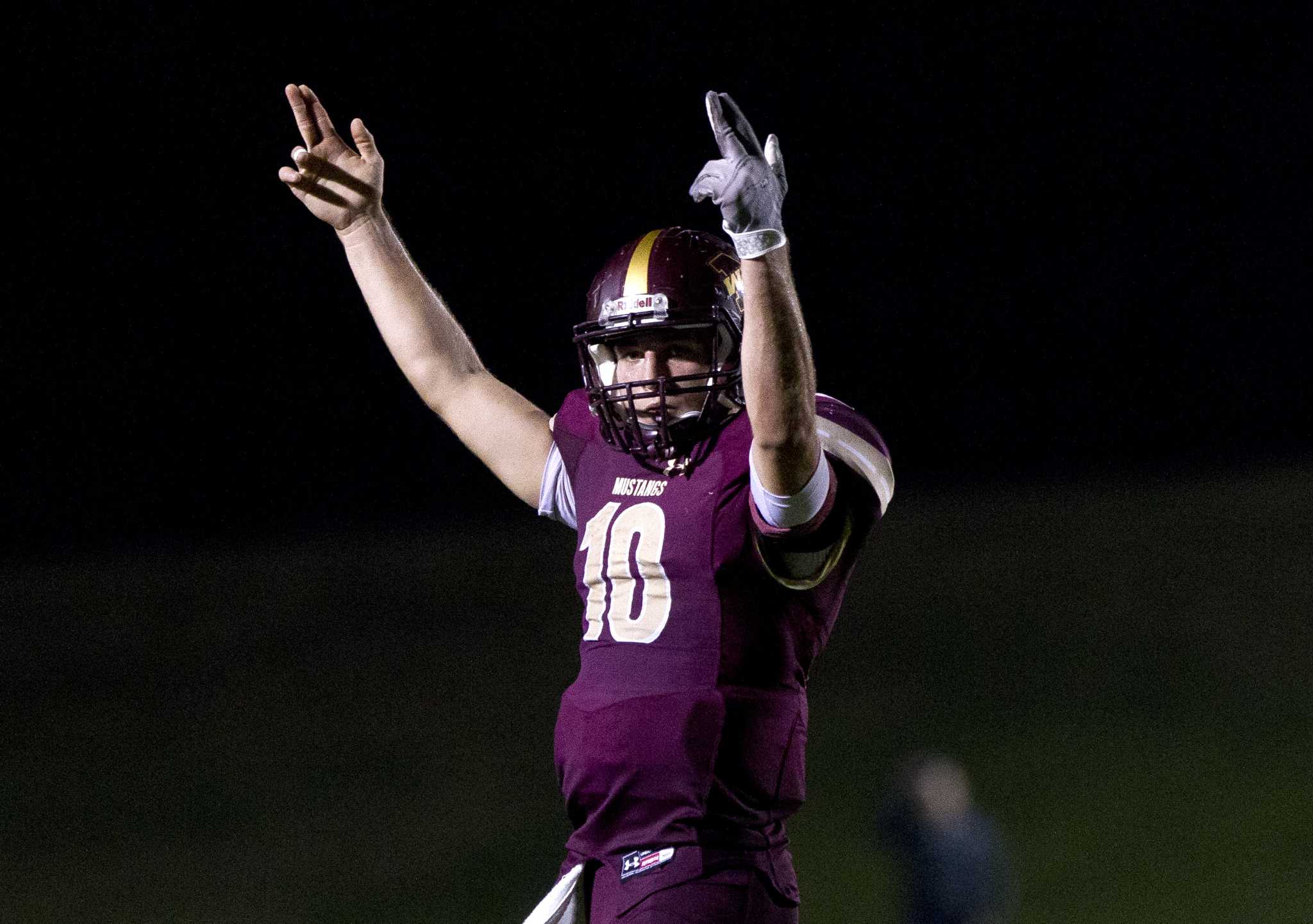 FOOTBALL: Mustangs move on with 42-31 win