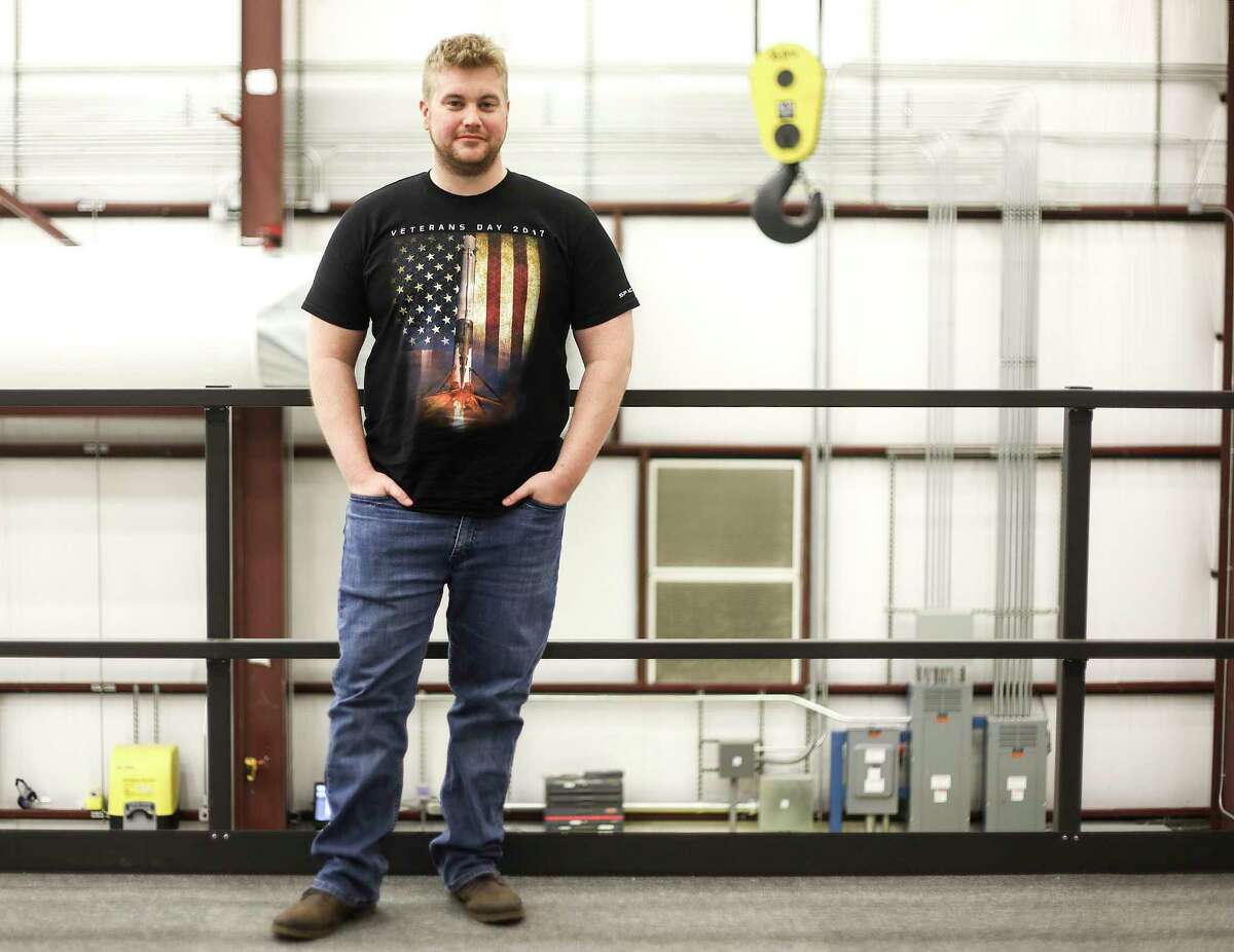 SpaceX engineers put rocket engines through their paces