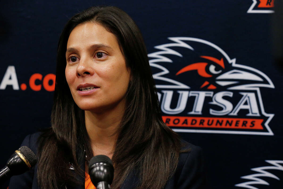 Roadrunners Introduce New Athletic Director Campos