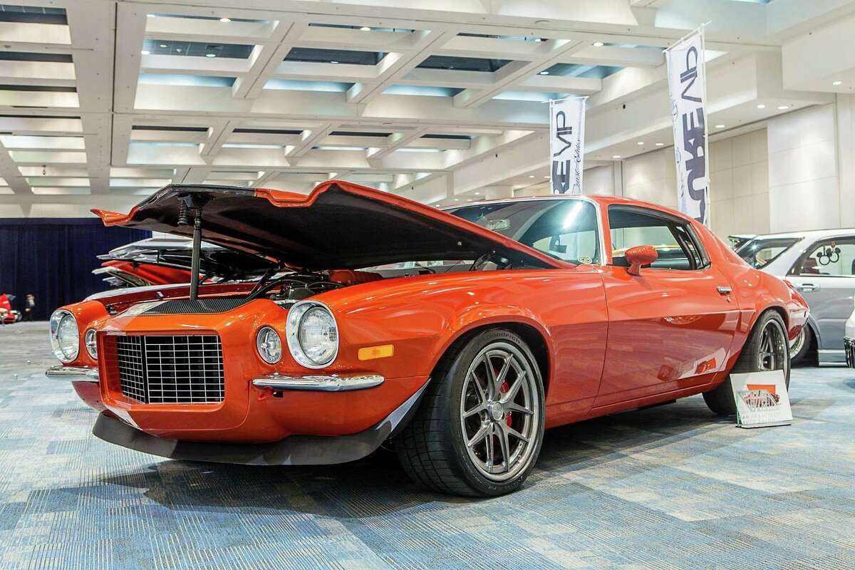 Modified cars shine at 60th annual San Francisco Chronicle ...