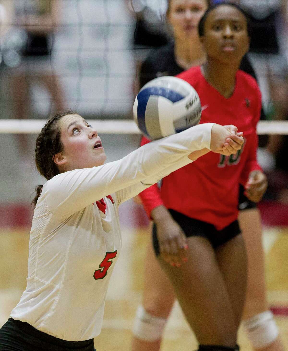 VOLLEYBALL: The Woodlands' playoff run ends in state semifinal