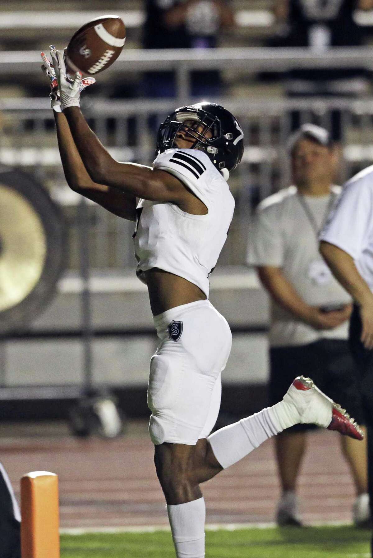 Stakes get higher in the third round of the football playoffs