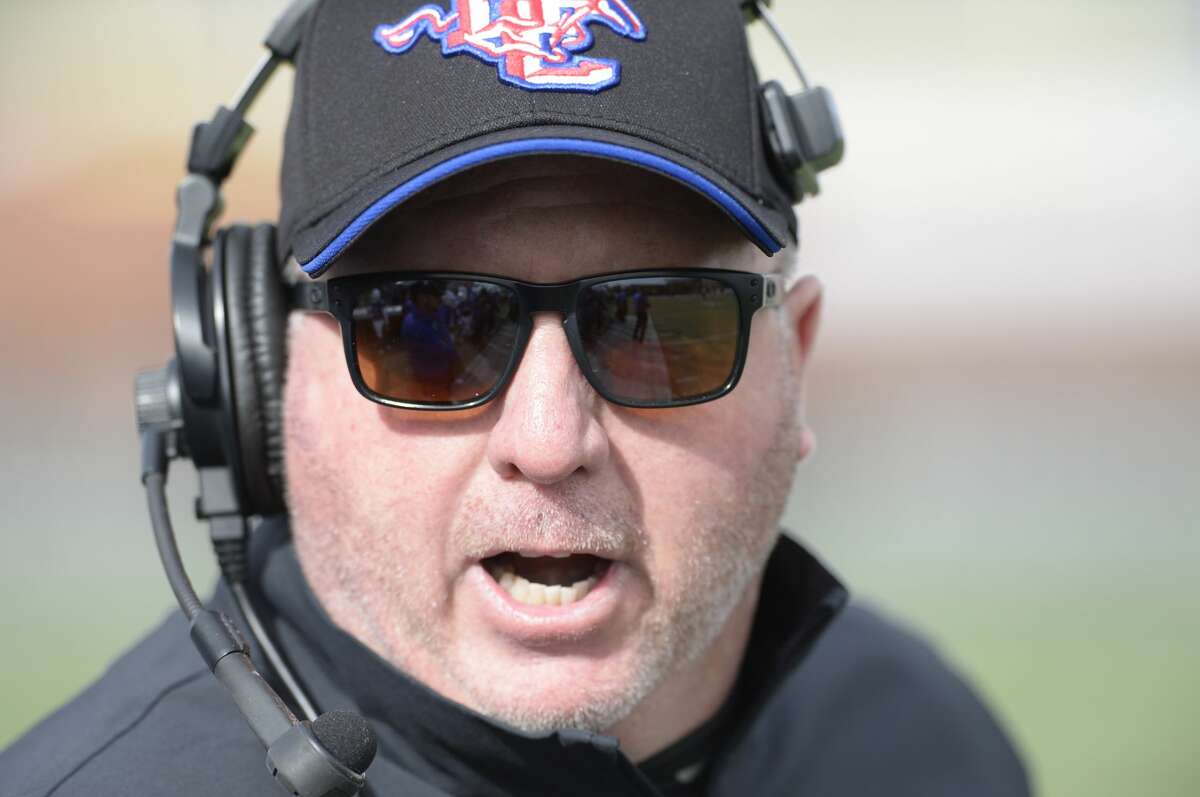 HS FOOTBALL: Crews leads Midland Christian to playoff win over Tyler Grace
