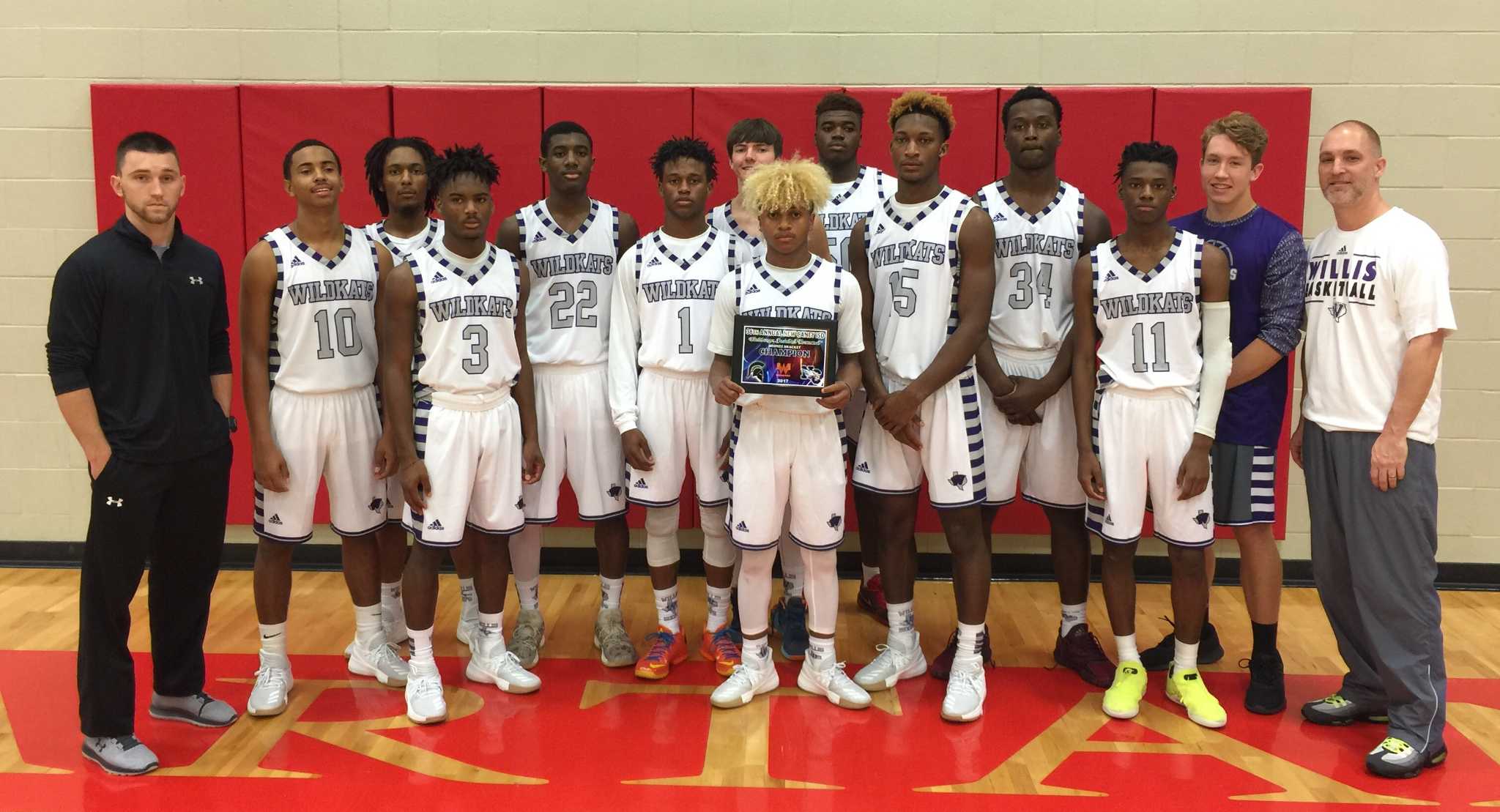 HOOPS ROUNDUP: Willis boys win bronze at New Caney ISD tourney