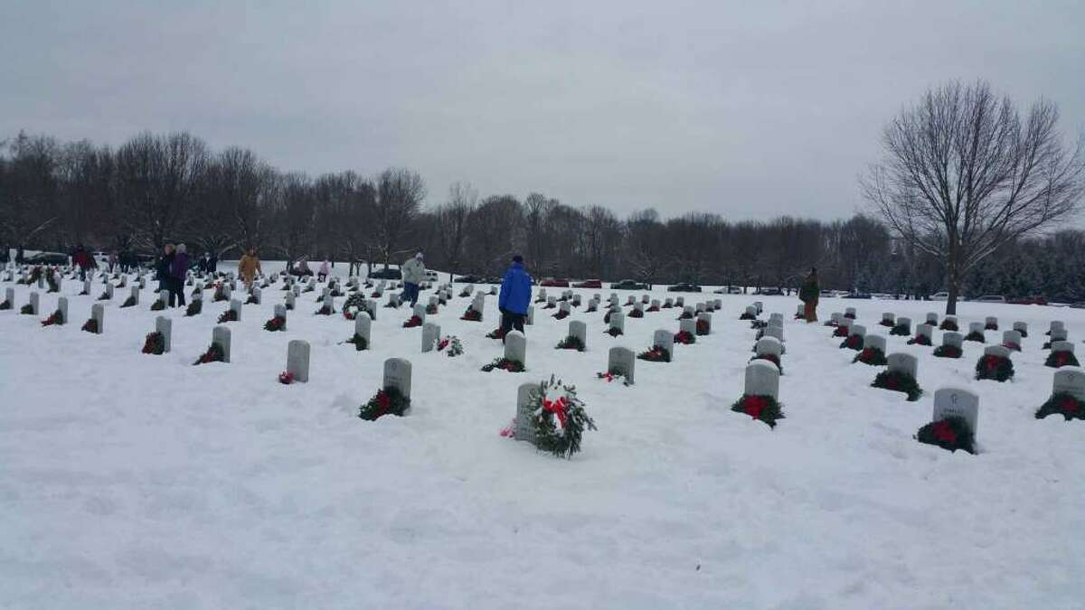 Wreaths needed for honoring heroes at Saratoga National Cemetery