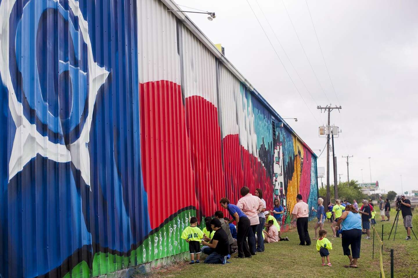Muralists keeping colorful tradition alive