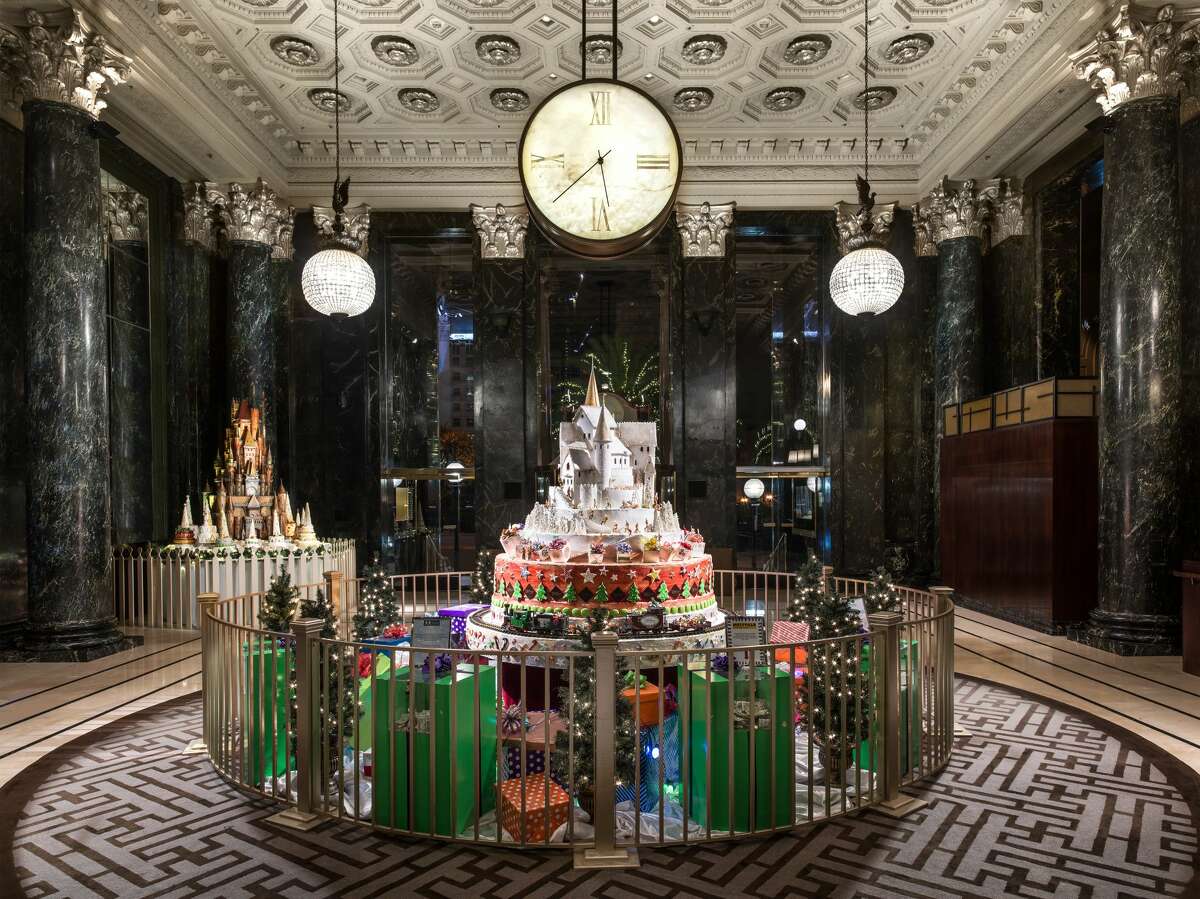 These epic SF holiday sugar castles take 300 hours to create, use 1,000 ...