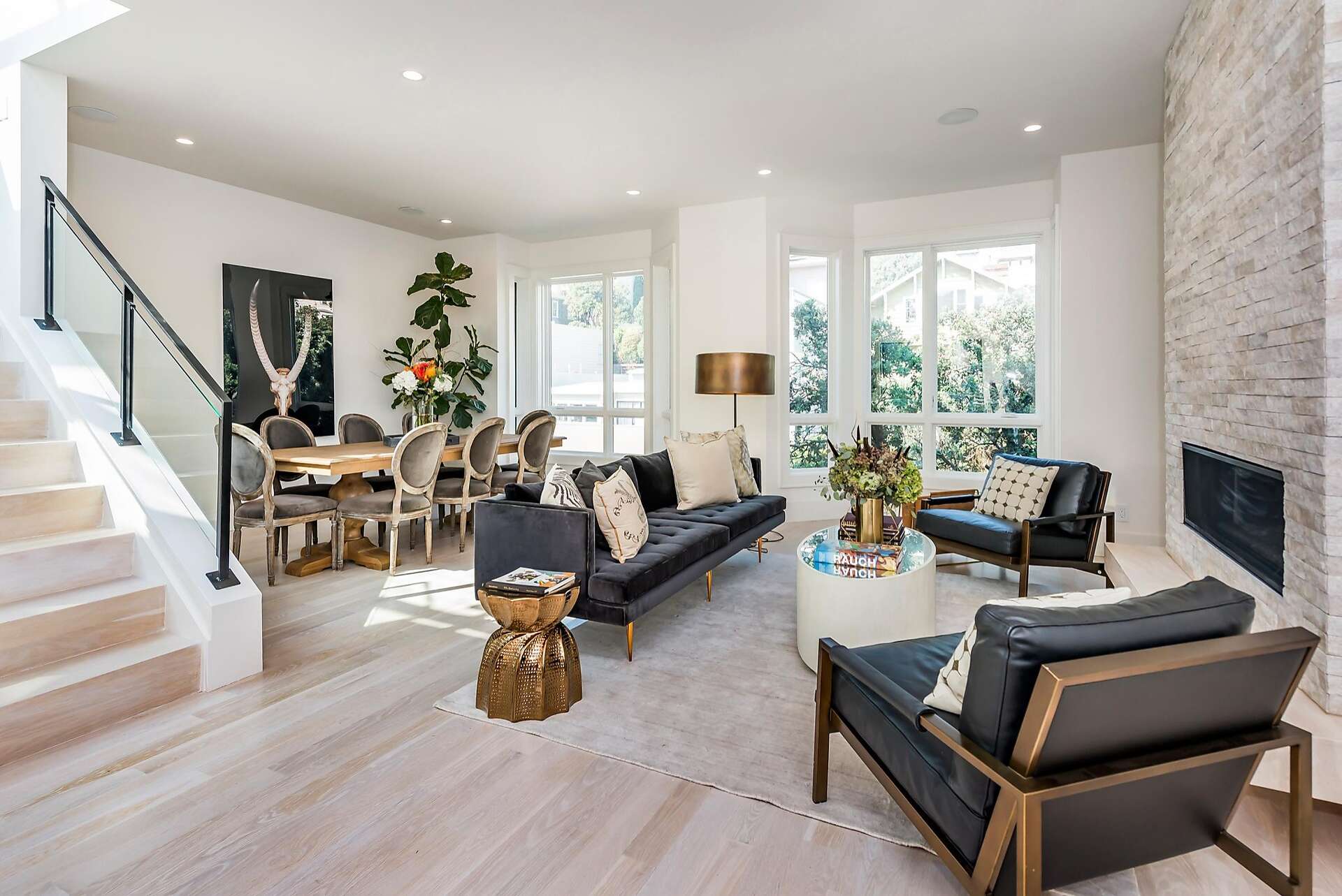 Panoramic roof deck tops new construction in Corona Heights