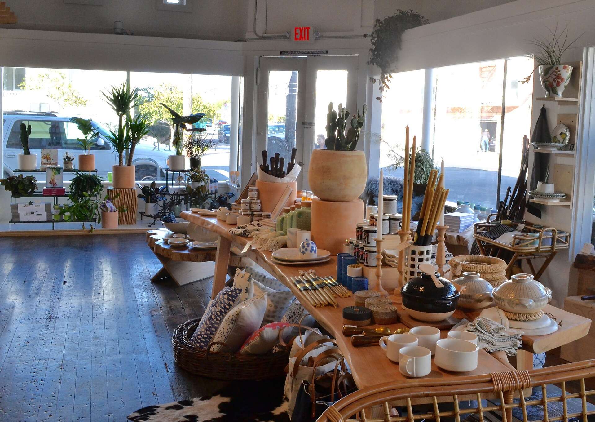 5 great one-stop independent shops