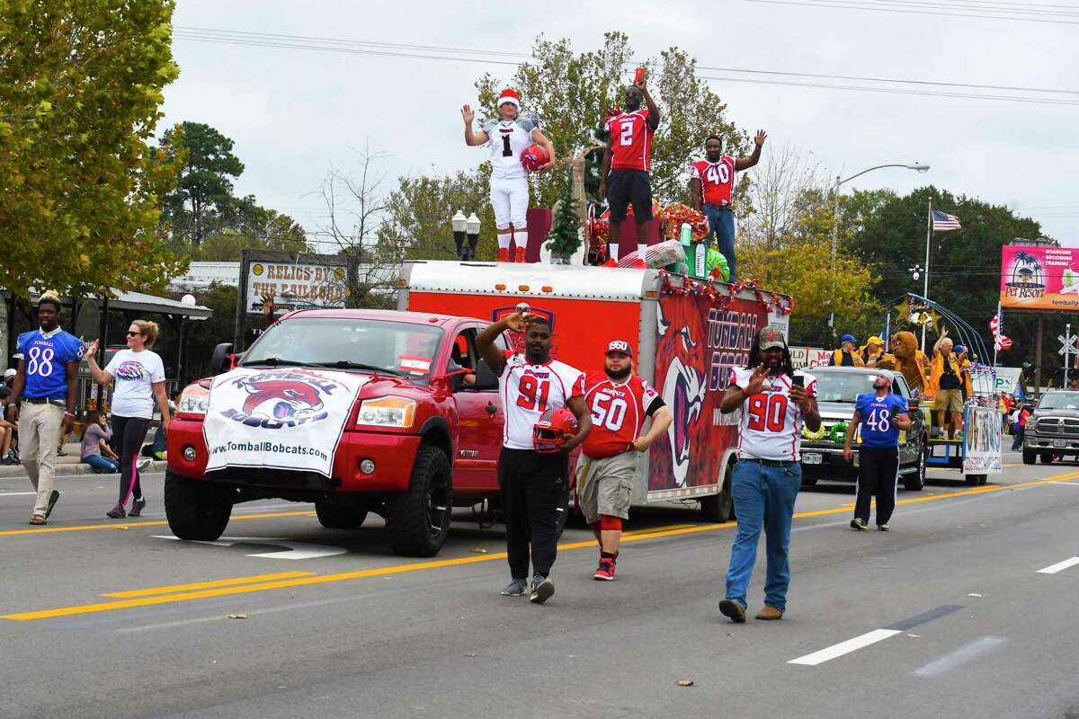Tomball kicks of holidays with parade, beauty pageant