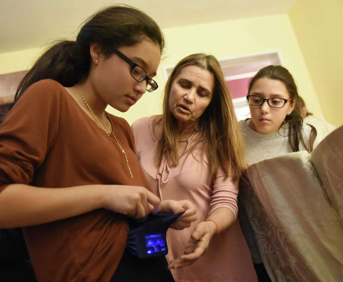Guatemalan mother who defied ICE order issued stay of deportation