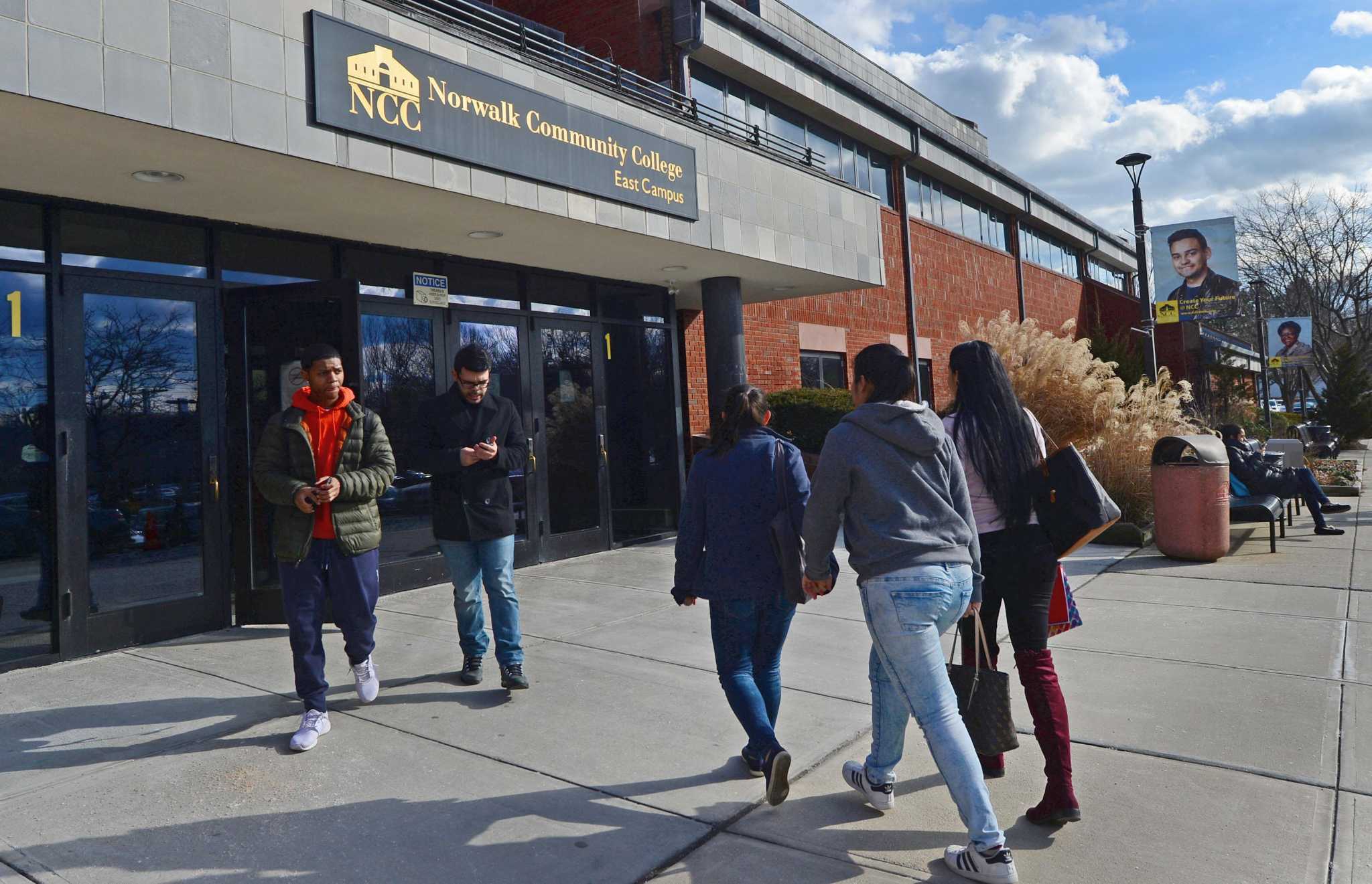 Faculty oppose Connecticut community college merger