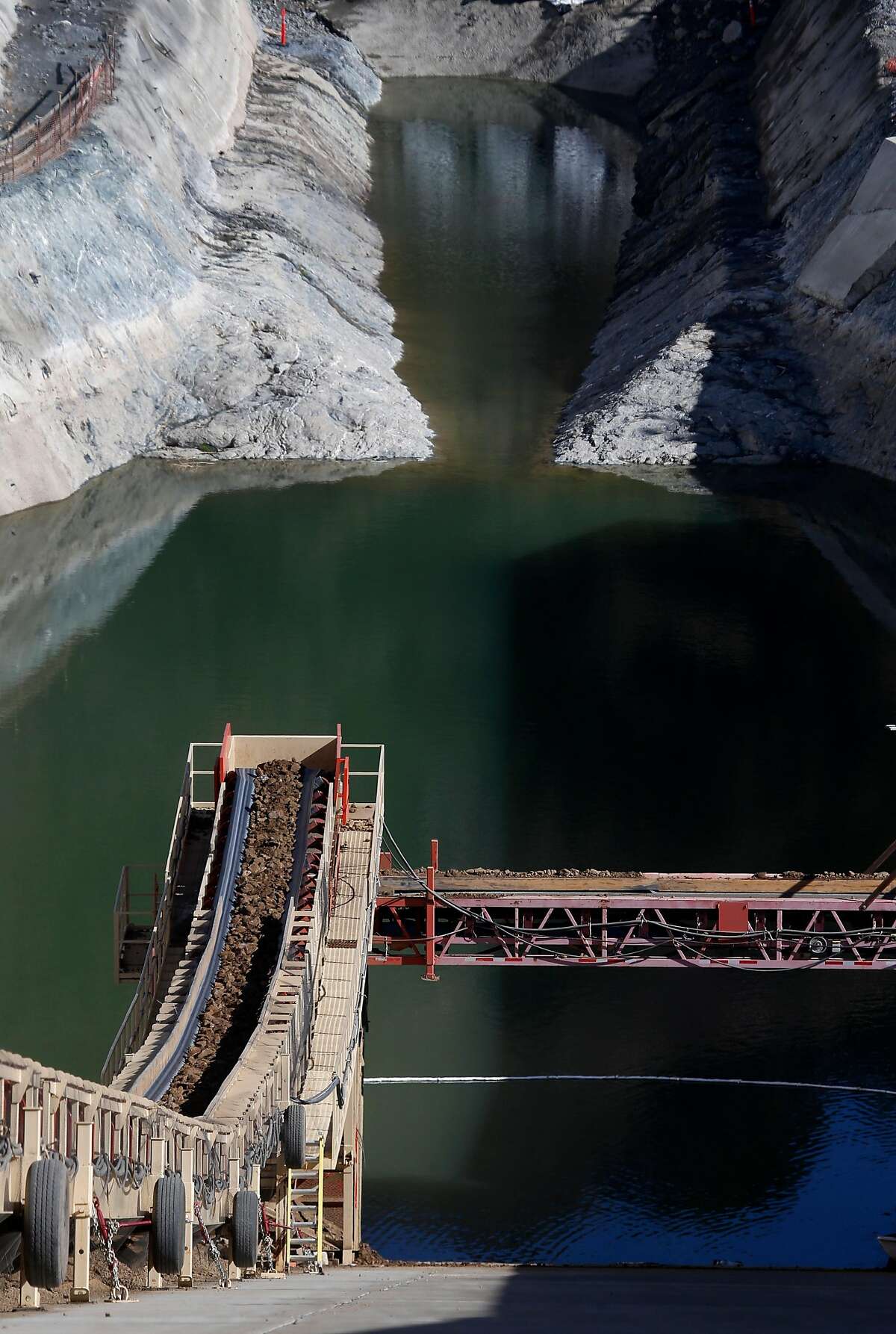 New star of SF’s water system: Calaveras Dam touted as model of safety ...