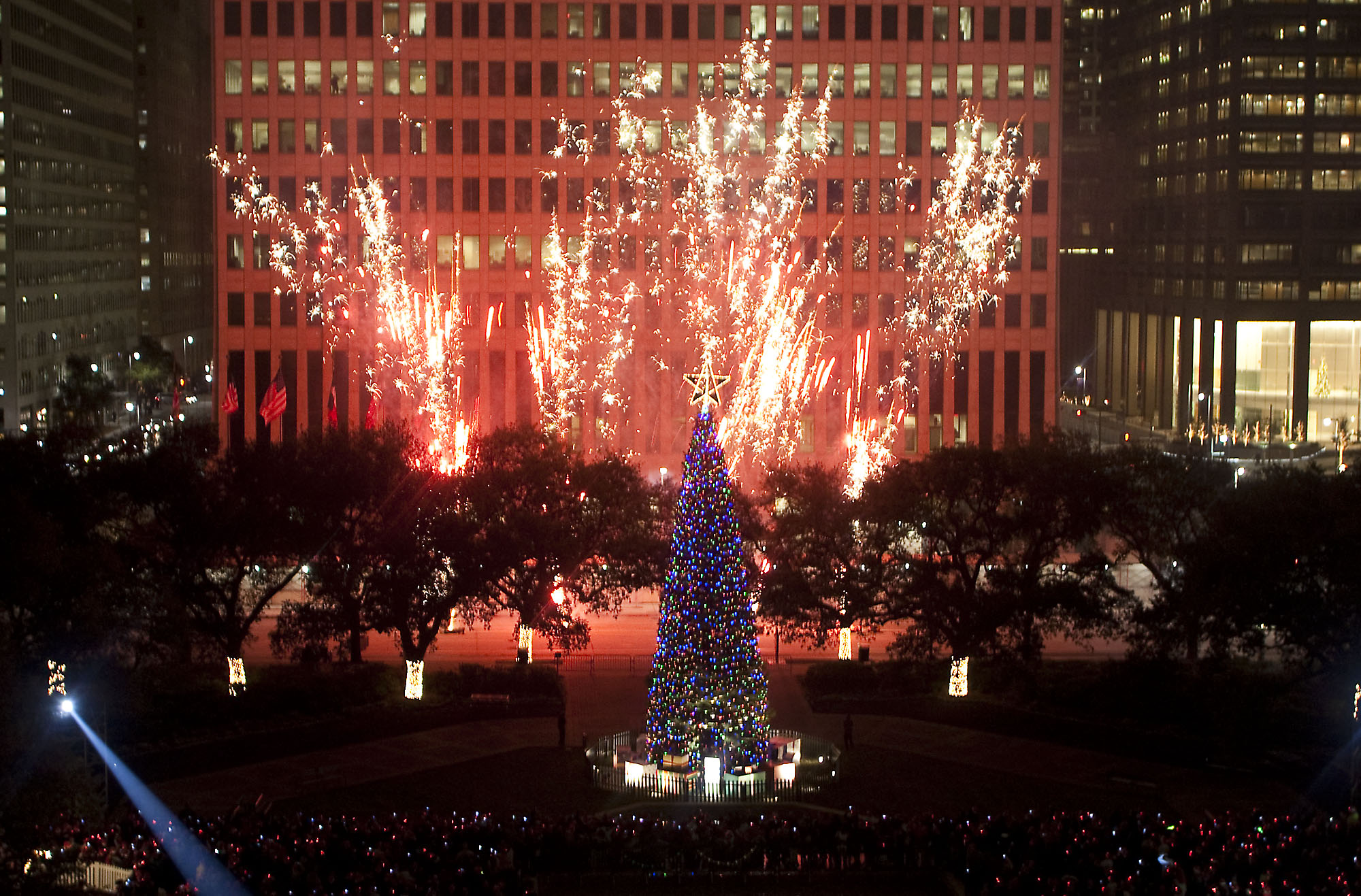 Houston Mayor's holiday, tree lighting set for Dec. 1
